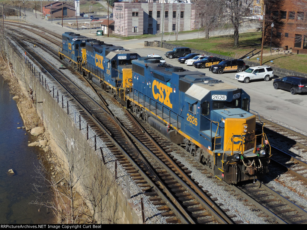 CSX 2626, 2575, 6529